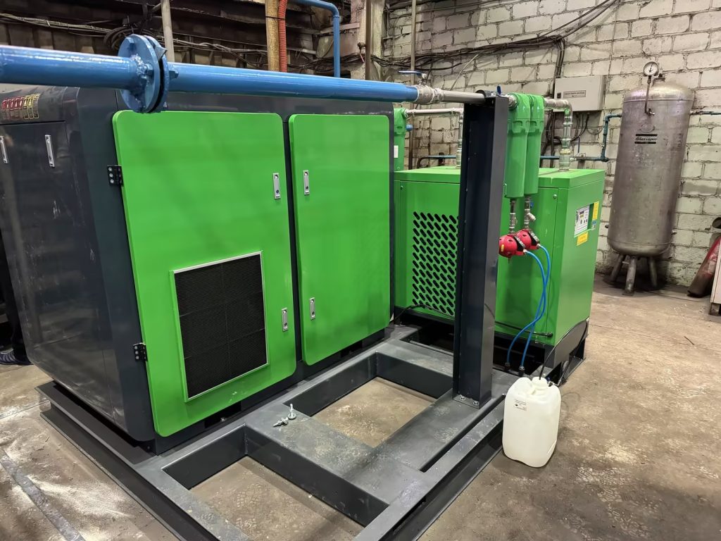oil-injected screw compressors drive efficiency across industries.